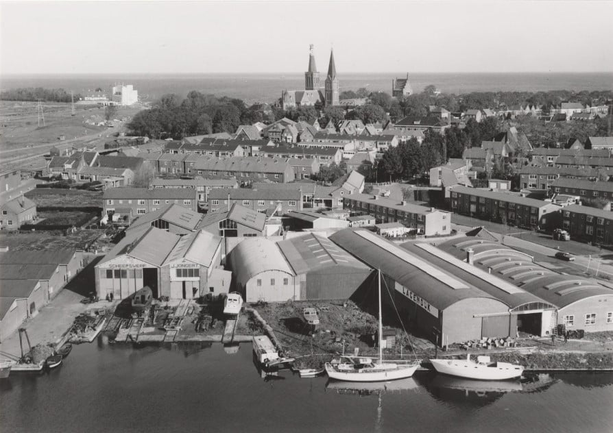 Den Ouden Doosch - een miljoen was je hier zomaar kwijt. - Medemblik ...