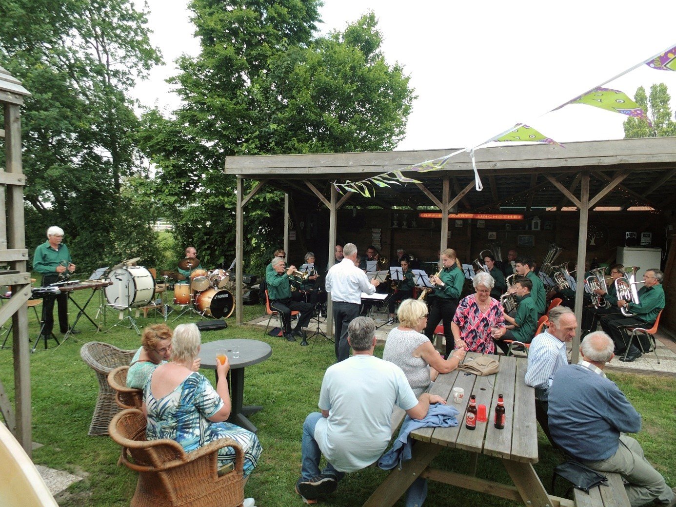 Woning Noorderboekert 3 ZWAAGDIJK-OOST - Oozo.nl